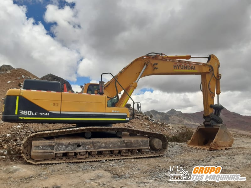 Arriendo de Hyundai ROBEX 380LC-9SH (Con Operador) - Excavadoras