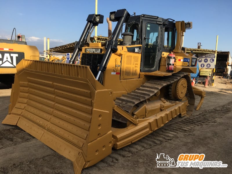 Arriendo de Caterpillar D6T (con operador) - Tractor de Oruga