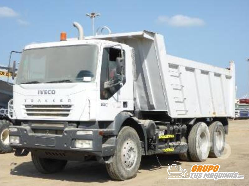Arriendo de Iveco TRAKKER 380T42 H - Volquetes