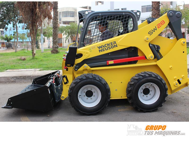 Compra de Wacker neuson SW28 (CABINA CERRADA) - Minicargador